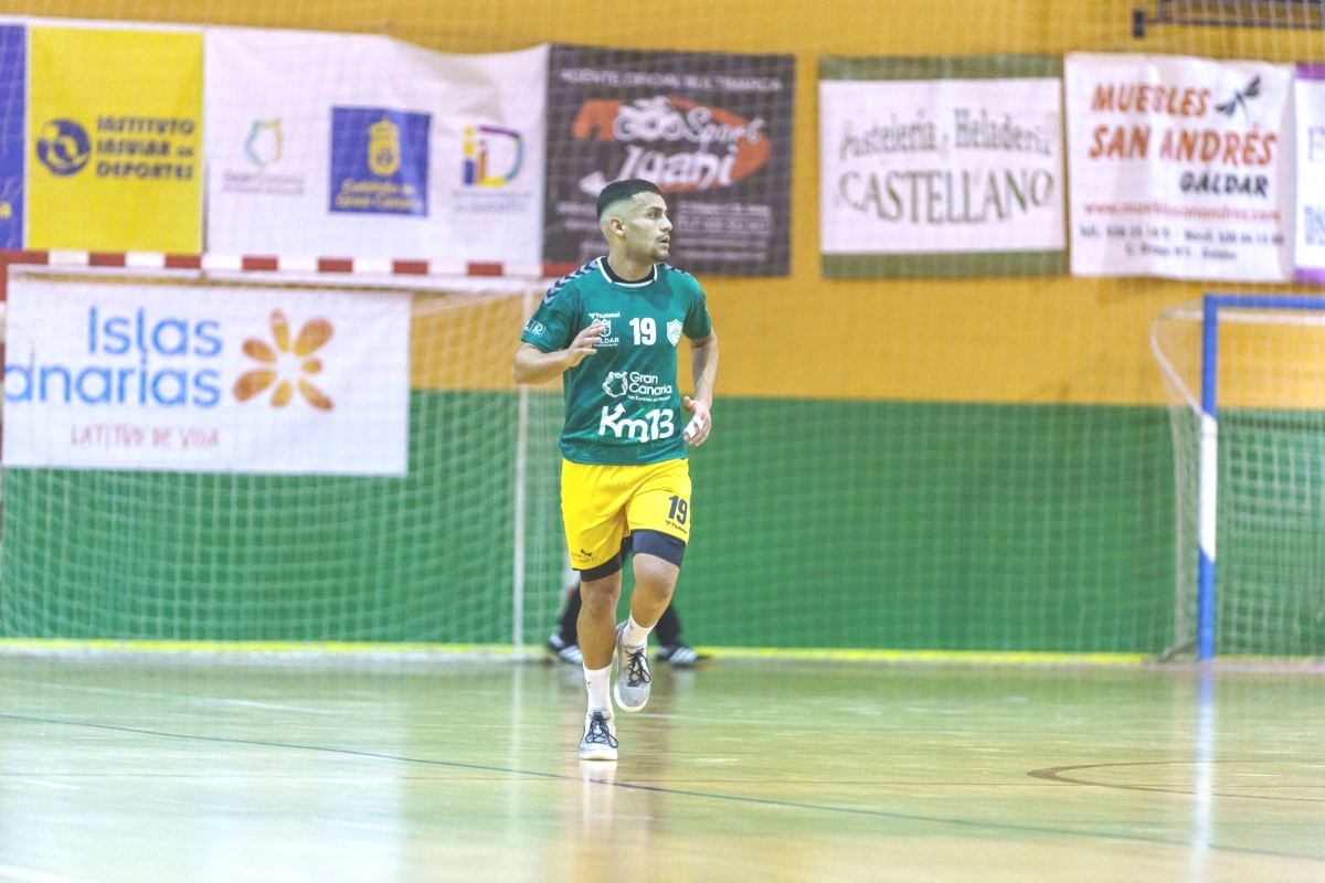 El Balonmano Gáldar confirma la continuidad de Juan Godoy - FECANBM